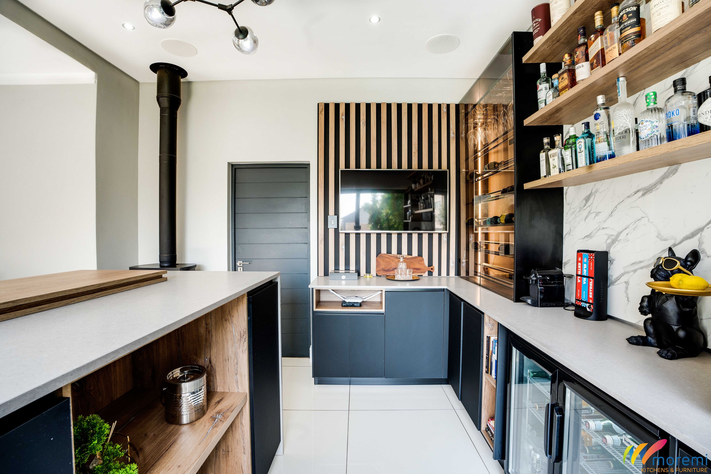 Entertainer's Dream – Moremi Kitchens