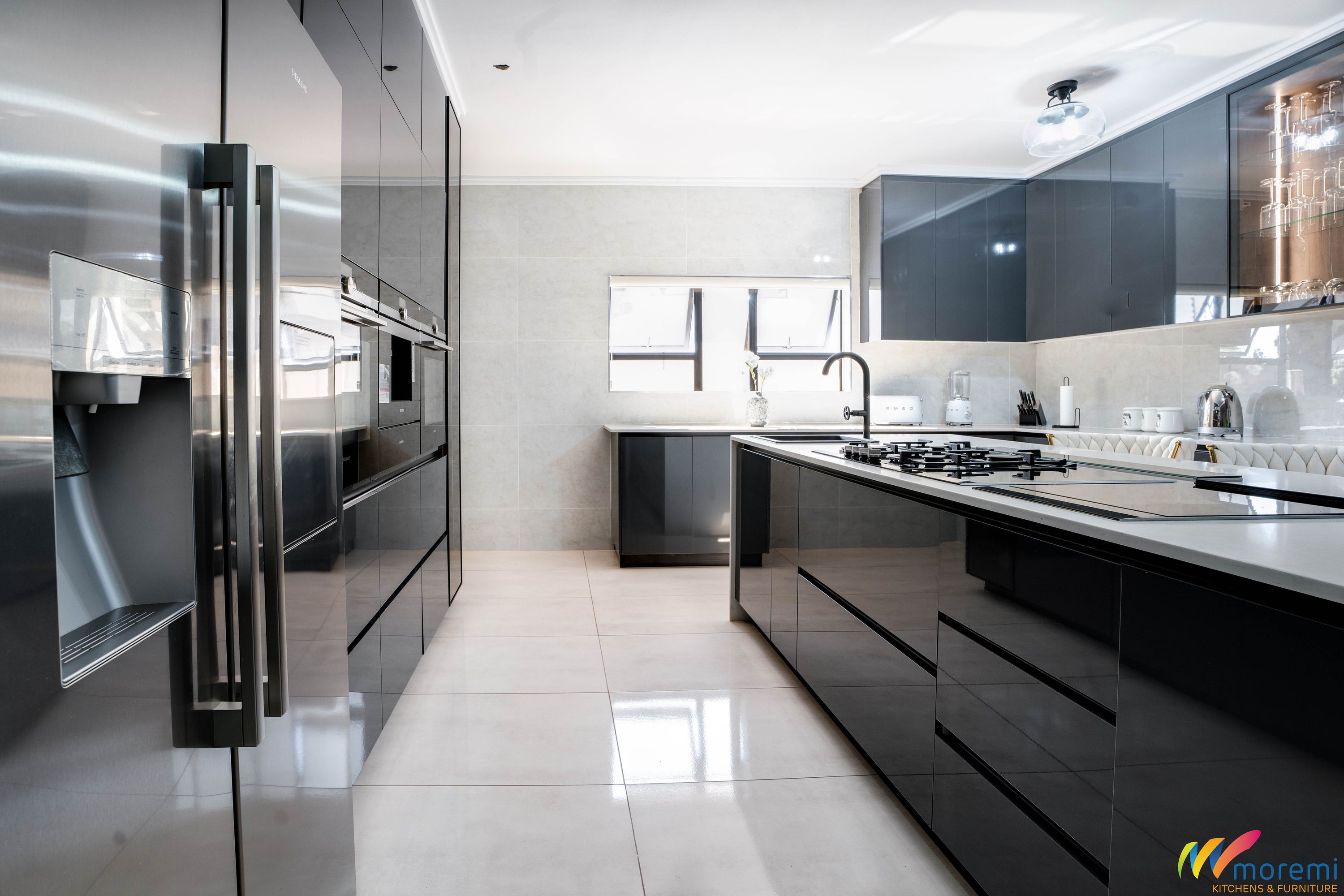Simply Grey – Moremi Kitchens